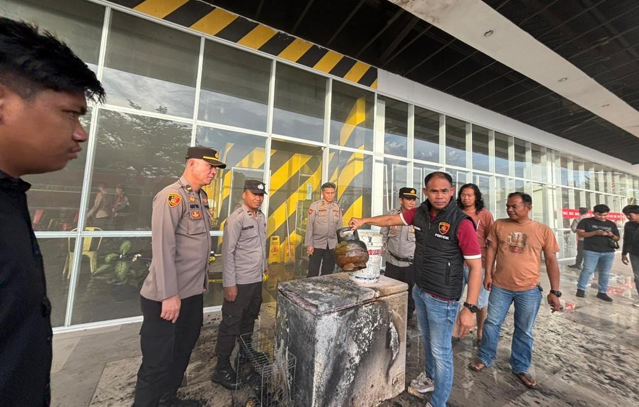 Ledakan Tabung Gas Picu Kebakaran di Citimall Prabumulih, Satu Pegawai ...